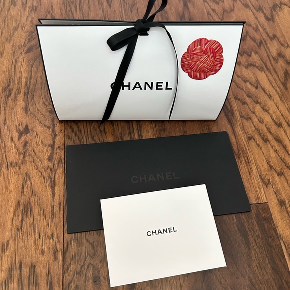 CHANEL | Other | Chanel Small Gift Box | Poshmark